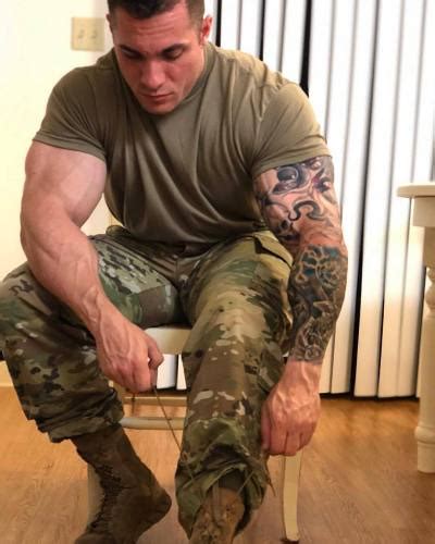 Real Massive Muscle Military Tumbex