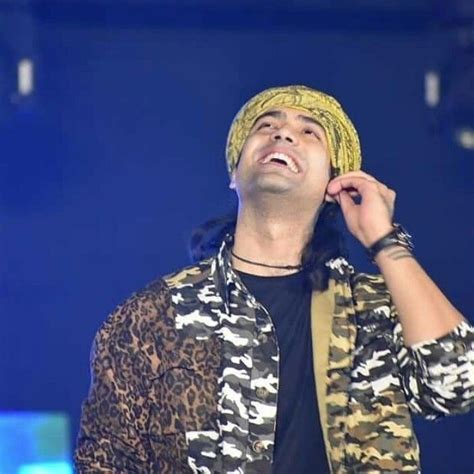 Pin By Sapna Marskole On Jubee Fav Celebs Celebs Cool Pictures