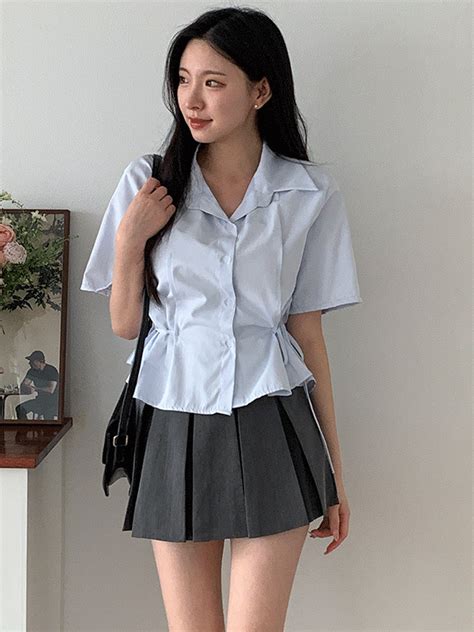 당일출고💕 허리잘록스트링 레미벨 카라넥 스트랩 포인트 반팔 남방 3color 카라 브이넥 버튼 단추 여름 크롭 썸머 세미크롭