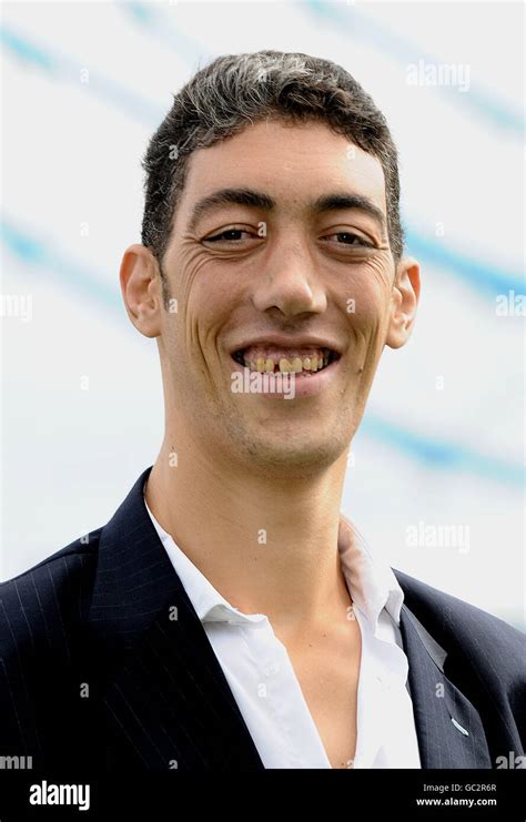 Sultan Kosen From Turkey Is Announced As The Guinness World Records Tallest Man Standing At