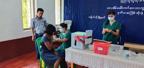 ကျိုက်ထိုမြို့နယ် ပြည်သူ့ဆေးရုံ၌ သားအိမ်ခေါင်းကင်ဆာကာကွယ်ဆေး Hpv