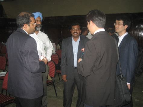 a friendly chat in this picture gangatharan gopal altera … flickr