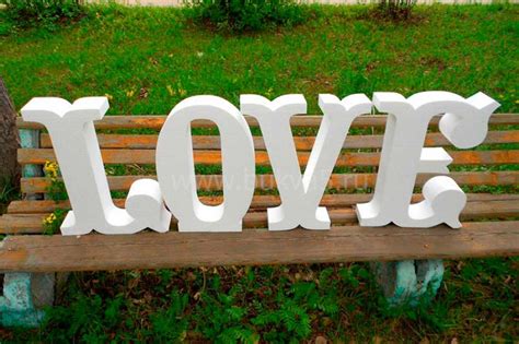 Большие объемные буквы, изготовление на заказ в Москве