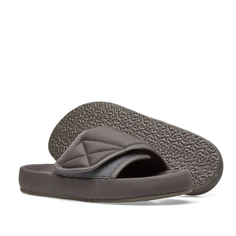 Yeezy Slides Spotted On Ig Story Thoughts R Yeezys