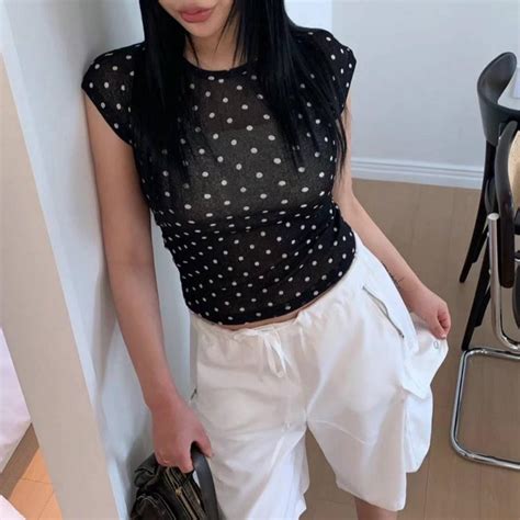 늘품다 여름세일 당일 Seolo 서로 슬림 스판 여리여리 캡소매 도트 티셔츠