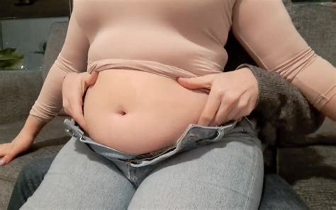 Partner Grabs Chubby Girls Belly Thisvid Com Em Ingl S
