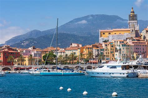 프랑스 리비에라에 멘톤의 올드 타운 건축 프로방스 알프스 코트 다쥐르 프랑스 0명에 대한 스톡 사진 및 기타 이미지 0명 거리 건물 외관 Istock