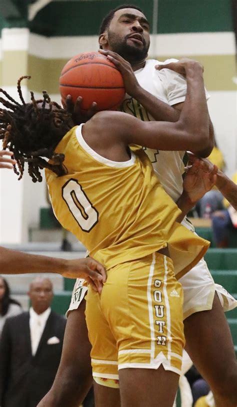 St Vincent St Mary In Akron Ohio Names Locker Room For Illya Mcgee