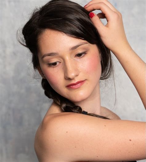 Model Sedcard Von Chiara T Weibliches New Face Fotomodel Deutschland