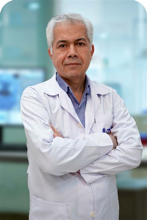 دکتر محمدرضا کرامتی آزمایشگاه پاتوبیولوژی و ژنتیک پردیس