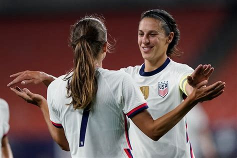 Carli Lloyd Ties Record With 5 Goals As U S Women Rout Paraguay 9 0