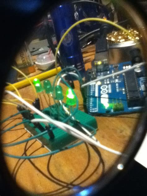 arduino uno running a series of leds pinmode to each digital output 2 to 5 pins