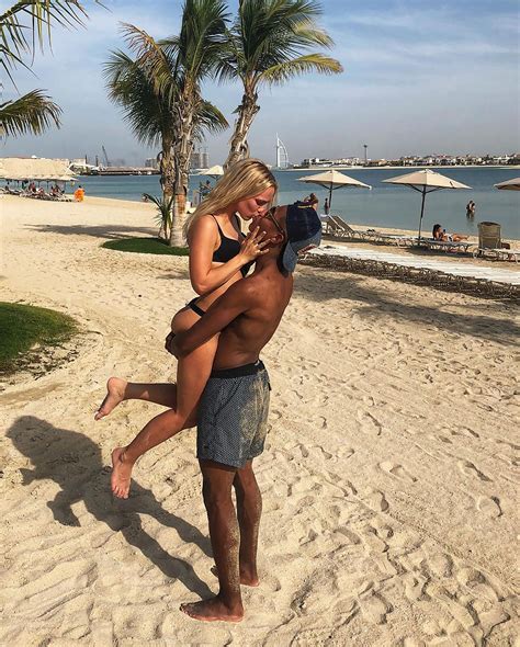 Una Figura Del Ajax Generó Polémica Al Revelar La Frase Con La Que Sedujo A Su Novia Soy David