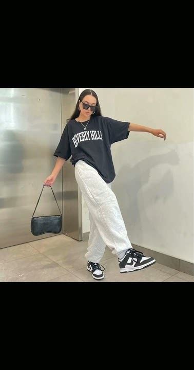 وضعيات تصوير 🌻 Short Girl Youtube