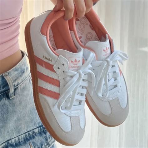 크로켓 아디다스 삼바 화이트 살구 여자 스니커즈 커플 신발 위시버킷