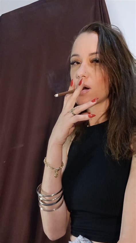 More 120 Smoking Rsmokingmodels