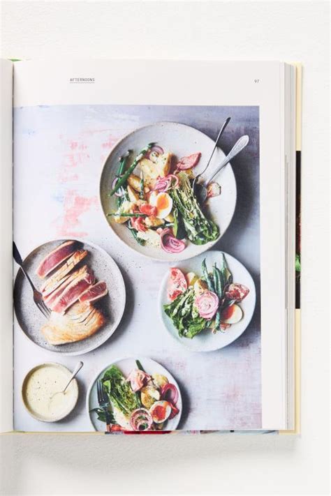 좋은 농장 요리책 앤트로폴로지 한국 공식 스토어 유니크한 여성 패션 및 라이프스타일 편집샵 200개이상의 프리미엄 브랜드 여성 의류 액세서리 홈 인테리어 키친