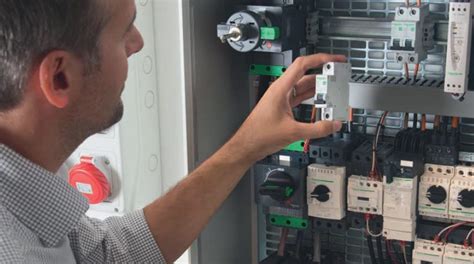 How To Select MCB MCCB Learn Industry Technical Concept