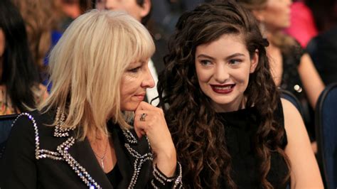 The Eyebrow Raising Conspiracy Theory About Lordes Age Explained