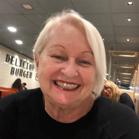 Lucy Kremer Lucykremer • Threads Say More