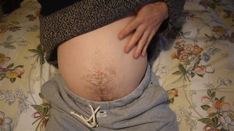 2024 Belly Button Play In Trackies 中文