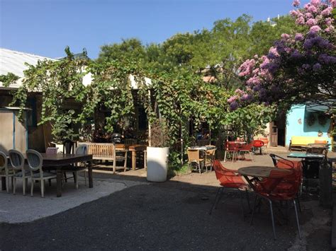 თბილისის საზაფხულო კაფეები და რესტორნები ღია სივრცეებით At