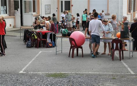 Mazerolles La Journée Des Associations Sous Le Soleil La République