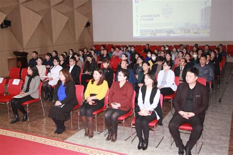 УИХ ын гишүүн Л Мөнхбаатар Архивын ерөнхий газарт ажиллалаа