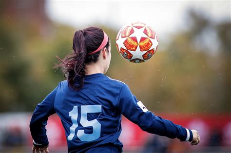 The False 9 The Tactic Every Soccer Player Should Now Girls Soccer