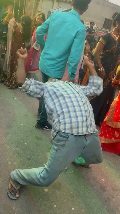 ऐसा डांस नहीं देखे होगे 🤣😅 Bhangra Dance Shadi Village Youtube