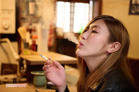 平成生まれの愛煙家芸人 納言・薄幸が語る “たばこ論”「趣味だからこそ誰にも否定されたくない」（週刊女性prime）