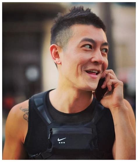 陈冠希超潮造型曝光！剃光头，网友：这还是当年那个坏坏的帅哥吗