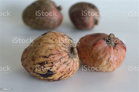잘 익은 빨간 커스터드 사과 과일 또는 Annona Reticulata Bullocks 심장 모양이 다양한 과일 0명에 대한 스톡 사진 및 기타 이미지 Istock