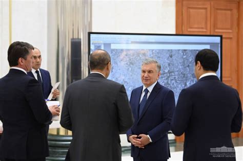 Шавкату Мирзиёеву презентованы работы по строительству важных проектов