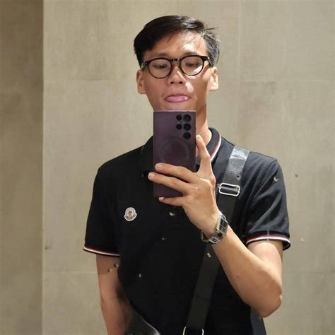 Nguyễn Huy Hoàng Aaron 20 10 • Threads Say More