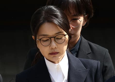 특검 김건희 구속기소… 영부인 중 처음