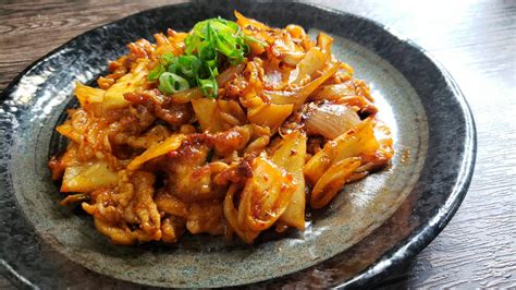 ちょっとした一手間でより美味しく 至高の豚キムチの作り方 話題の画像プラス