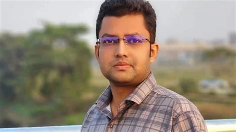 নিষিদ্ধ ছাত্রলীগের আলোচিত নেতা নাঈমকে পুলিশে দিল ছাত্রদল