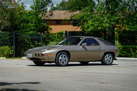 Tom Cruises Risky Business Porsche 928 Returns For Monterey Car Week