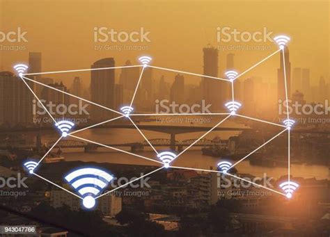 네트워크와 도시 네트워크의 이중 노출 연결 개념 인터넷 데이터 연결입니다 비즈니스 사람 미래 개념입니다 0명에 대한 스톡 사진 및 기타 이미지 Istock