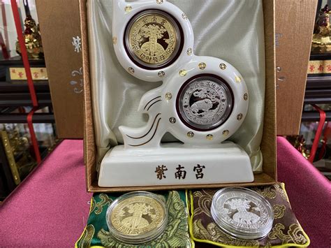 竹山警查獲仿牛年錢母 紫南宮假的沒有效果 芋傳媒 TaroNews