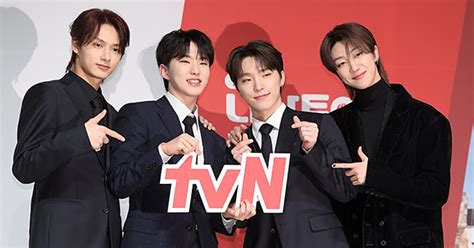 준 호시 디에잇 디노 ‘사랑해요 나나투어