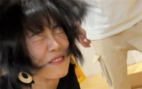 我和我那嘴硬的兄弟 三个猪鼓励 三个猪鼓励 哔哩哔哩视频
