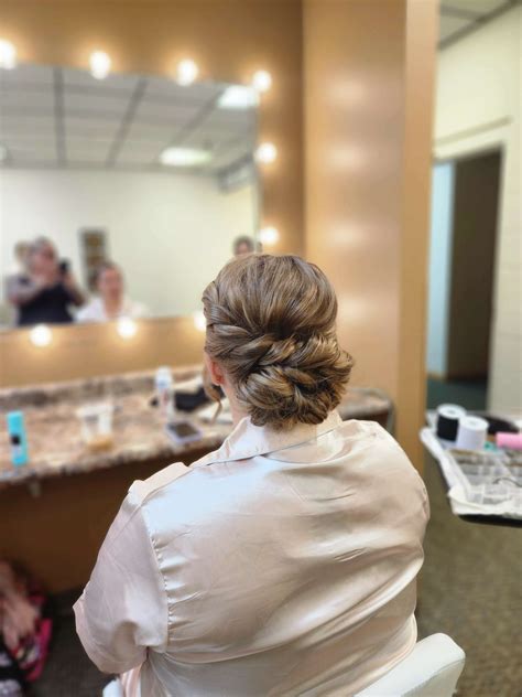 Meet Stephanie Simons Canvasrebel Magazine