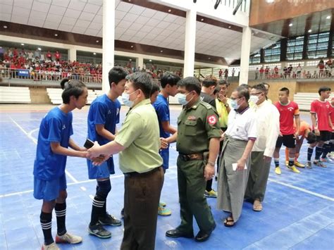 လှိုင်မြို့နယ်တွင် လှိုင်မြို့နယ် စီမံအုပ်ချုပ်ရေးအဖွဲ့ဥက္ကဋ္ဌဖလား အသက် ၂၅ နှစ်အောက် ရပ်ကွက်ပေါင