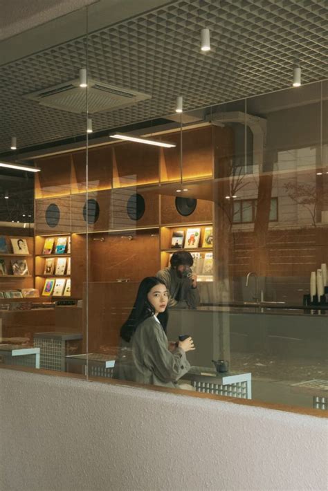 오버레이 편집숍 ‘스왈로우라운지 성수 오픈 패션서울