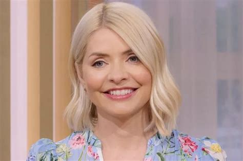 Holly Willoughby So Excited As This Morning Bosses Decide Not To Replace Phillip Schofield