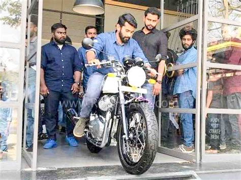 Two Wheeler Sales Feb 2023 Hero Honda Tvs Bajaj Royal Enfield