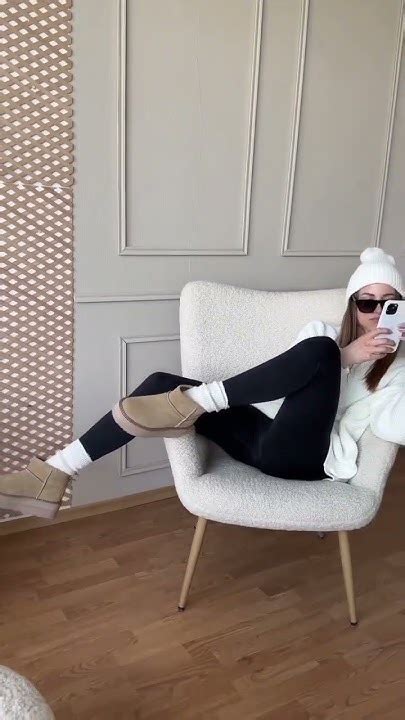 Натуральні уггі беж взуття Youtube