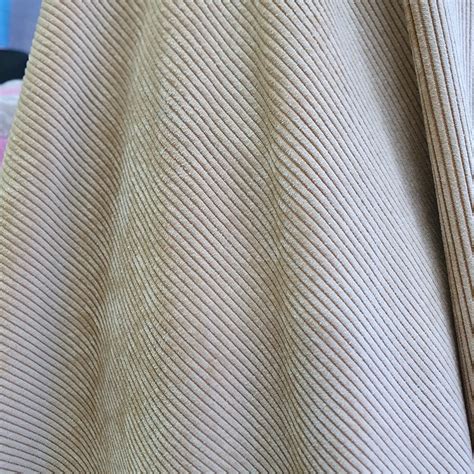 Catifea Reiata Raiat Bej Gros E Mercerie